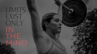 Poze interzise minorilor cu "bombardiera" Theodora! E greu de crezut ...