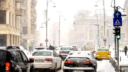 Poze interzise minorilor cu "bombardiera" Theodora! E greu de crezut ...