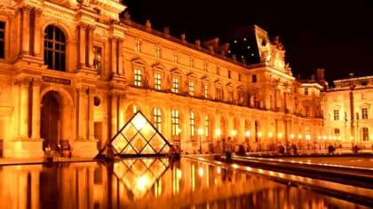 Poze interzise minorilor cu "bombardiera" Theodora! E greu de crezut ...